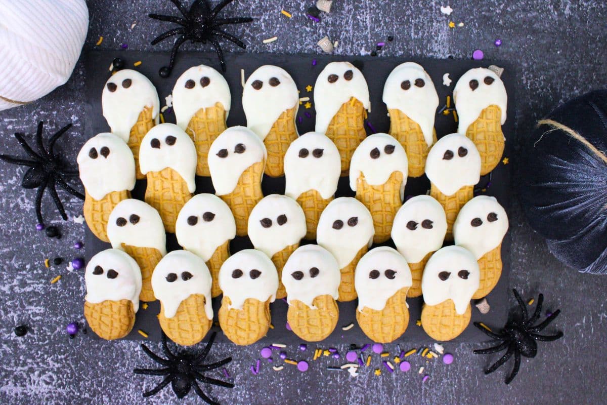 3 Ingredient Nutter Butter Ghosts: Spooky Halloween Treat - Dinners ...