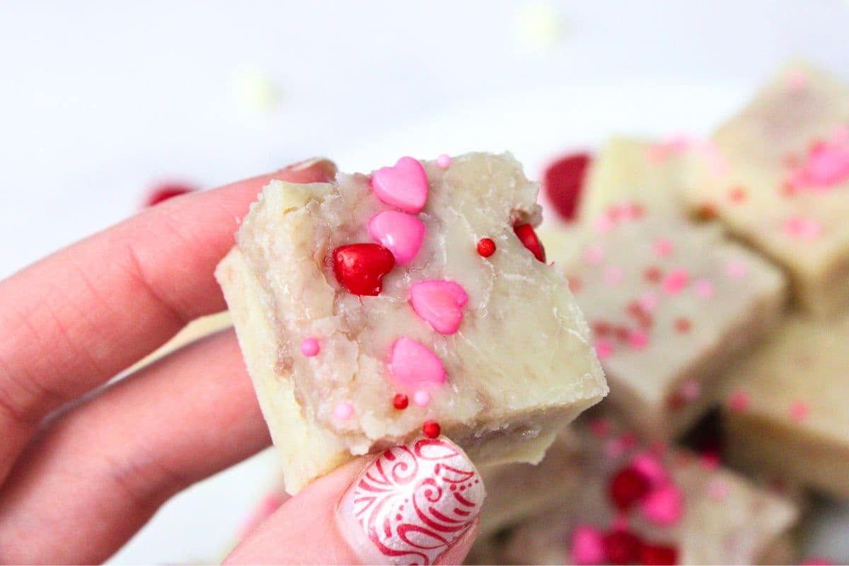 Raspberry Fudge: Easy 3 Ingredient Microwave Recipe! - Dinners Done Quick