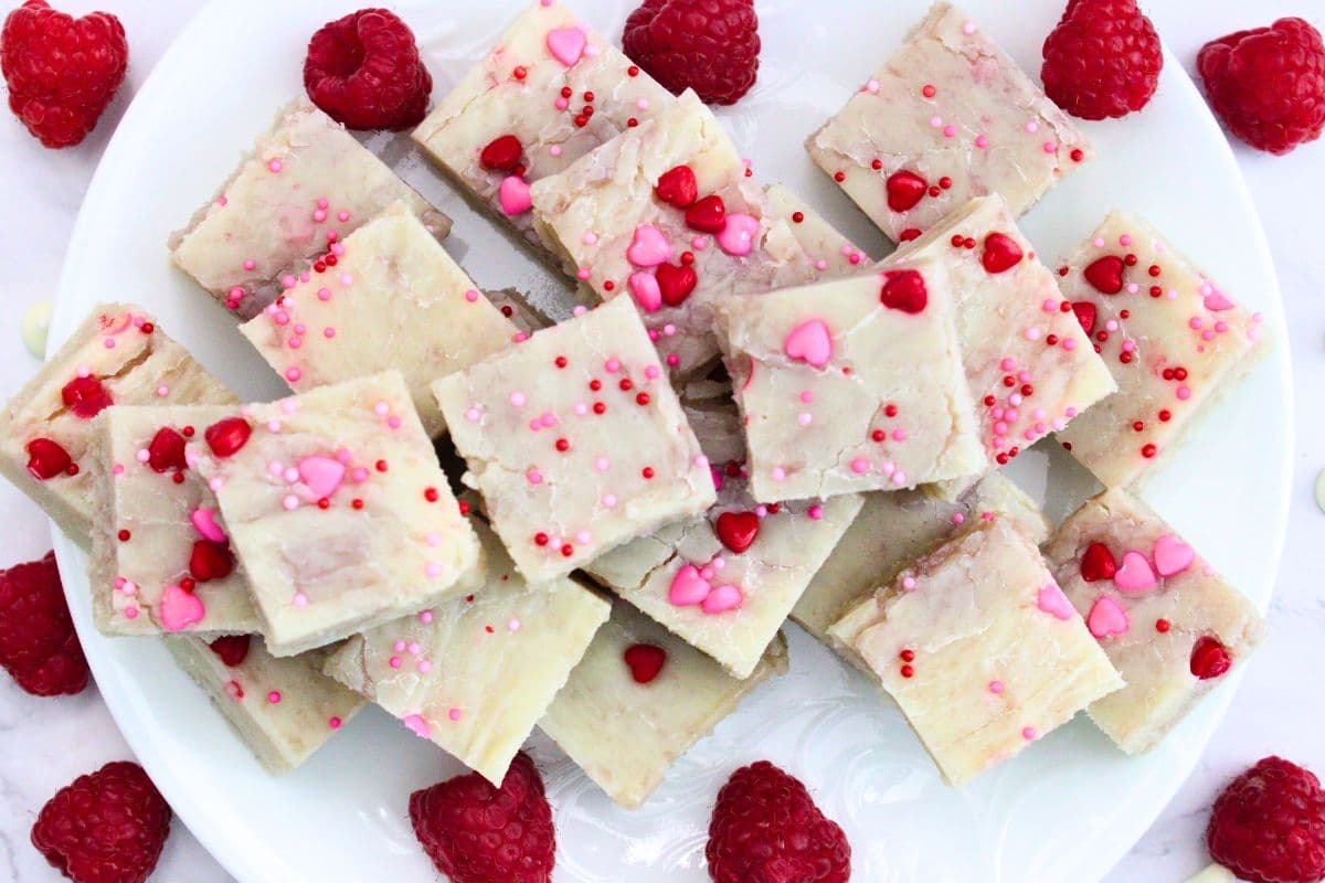Raspberry Fudge: Easy 3 Ingredient Microwave Recipe! - Dinners Done Quick