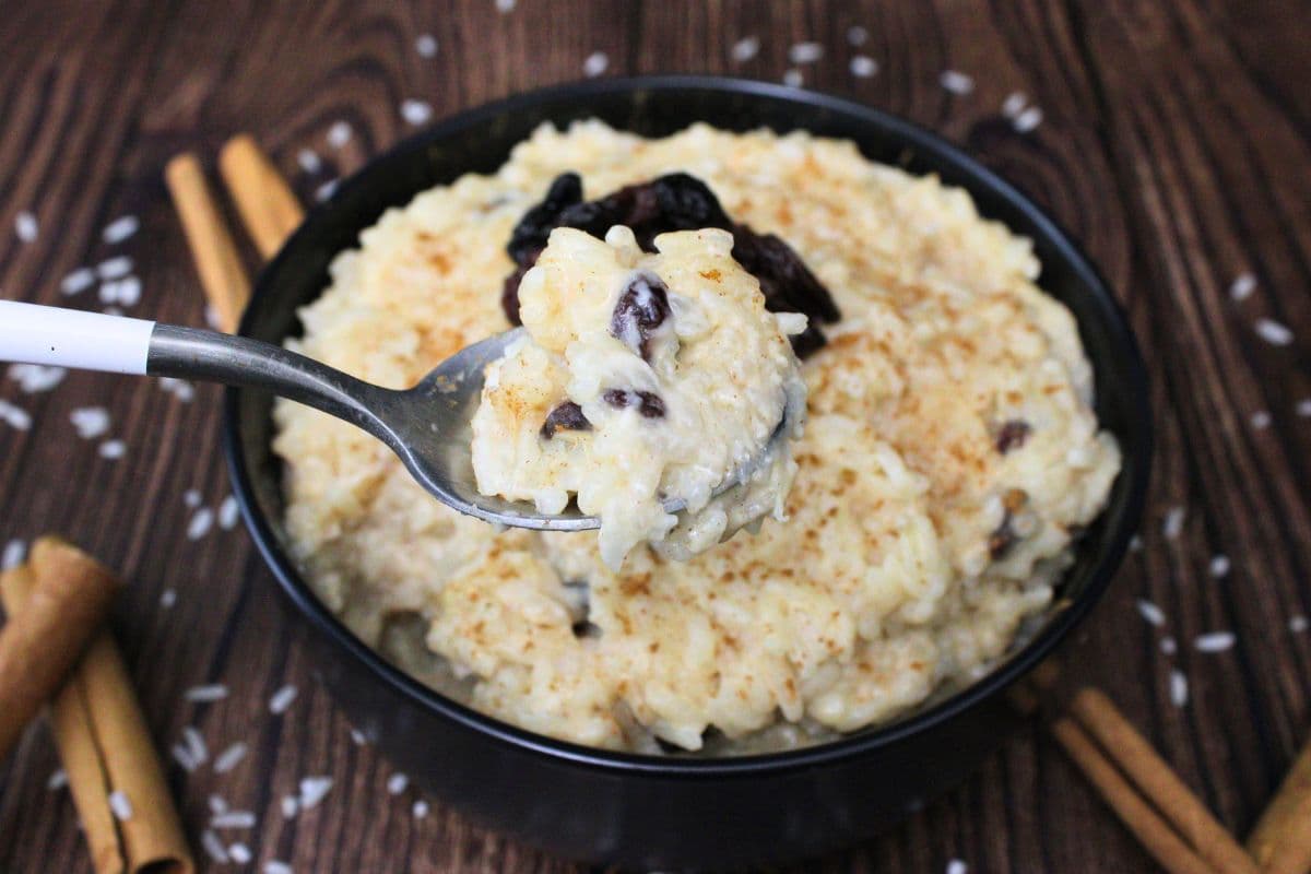 Easy Microwave Rice Pudding (Arroz Con Leche) Recipe - Dinners Done Quick