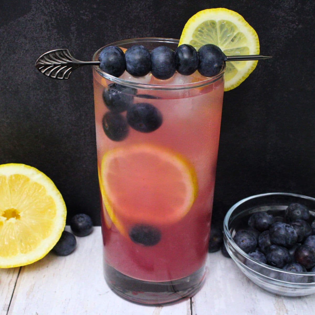Blueberry Vodka Lemonade: Refreshing Summer Cocktail! - Dinners Done Quick
