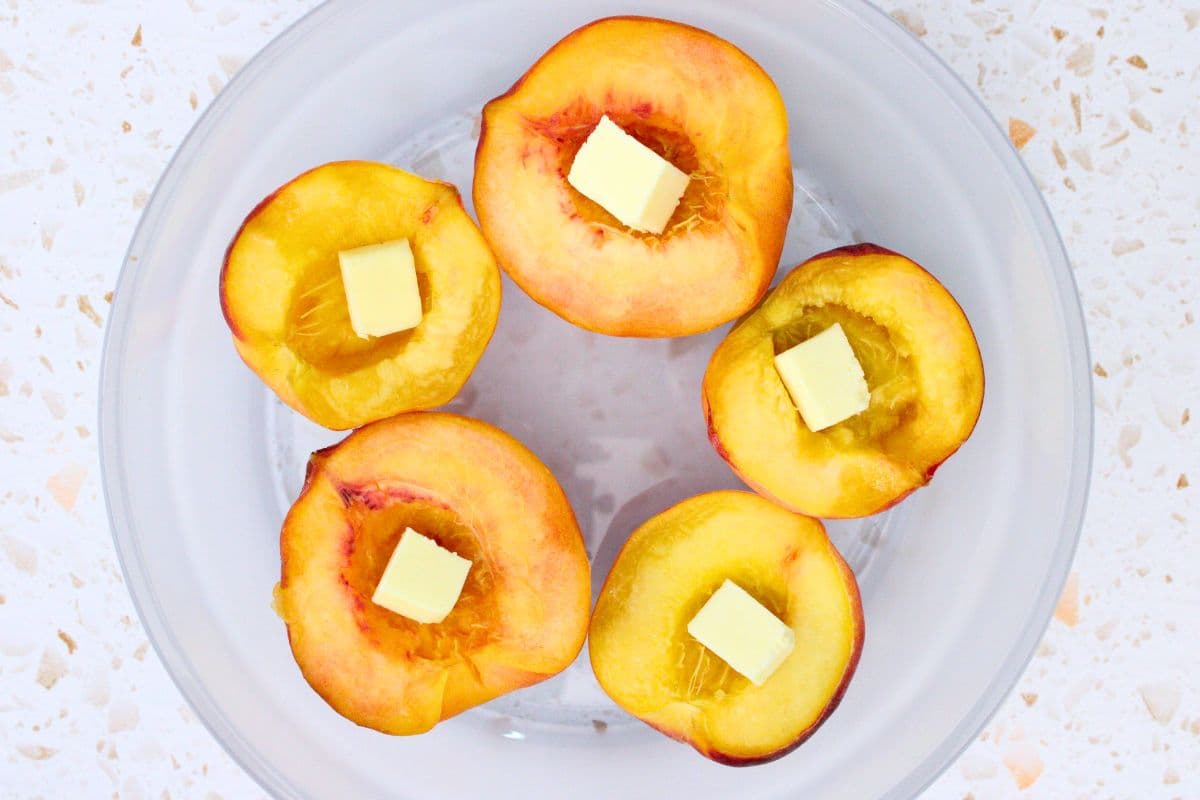 Easy Microwave Baked Peaches With Fresh Peaches - Dinners Done Quick
