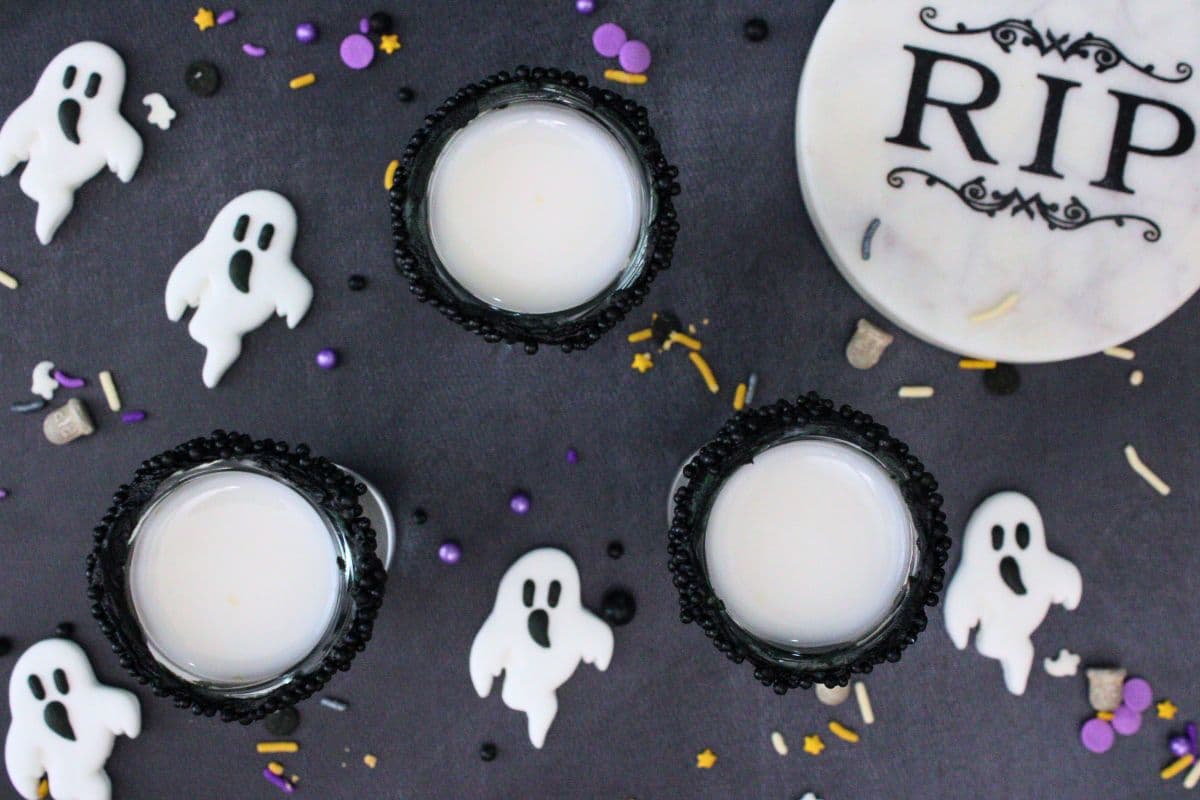 Ghost Shot With Vodka: Fun Halloween Drink! - Dinners Done Quick