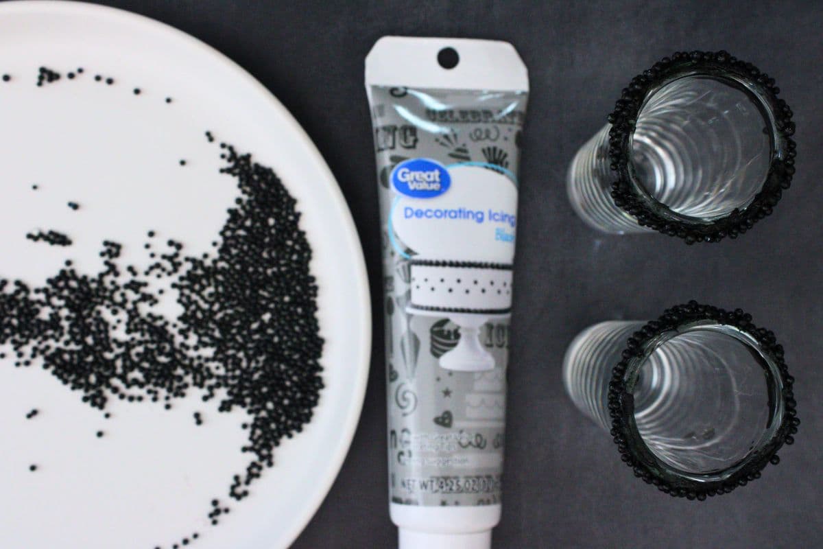 Ghost Shot With Vodka: Fun Halloween Drink! - Dinners Done Quick