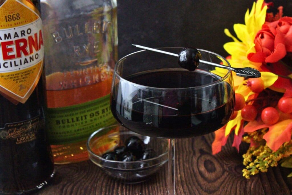 11 Black Cocktails: Gothic, Moody, and Halloween-Ready! - Dinners Done ...