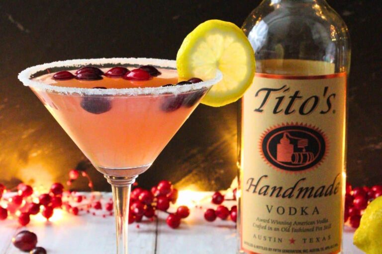 Cranberry Lemon Drop Martini: Perfect Holiday Cocktail! - Dinners Done ...