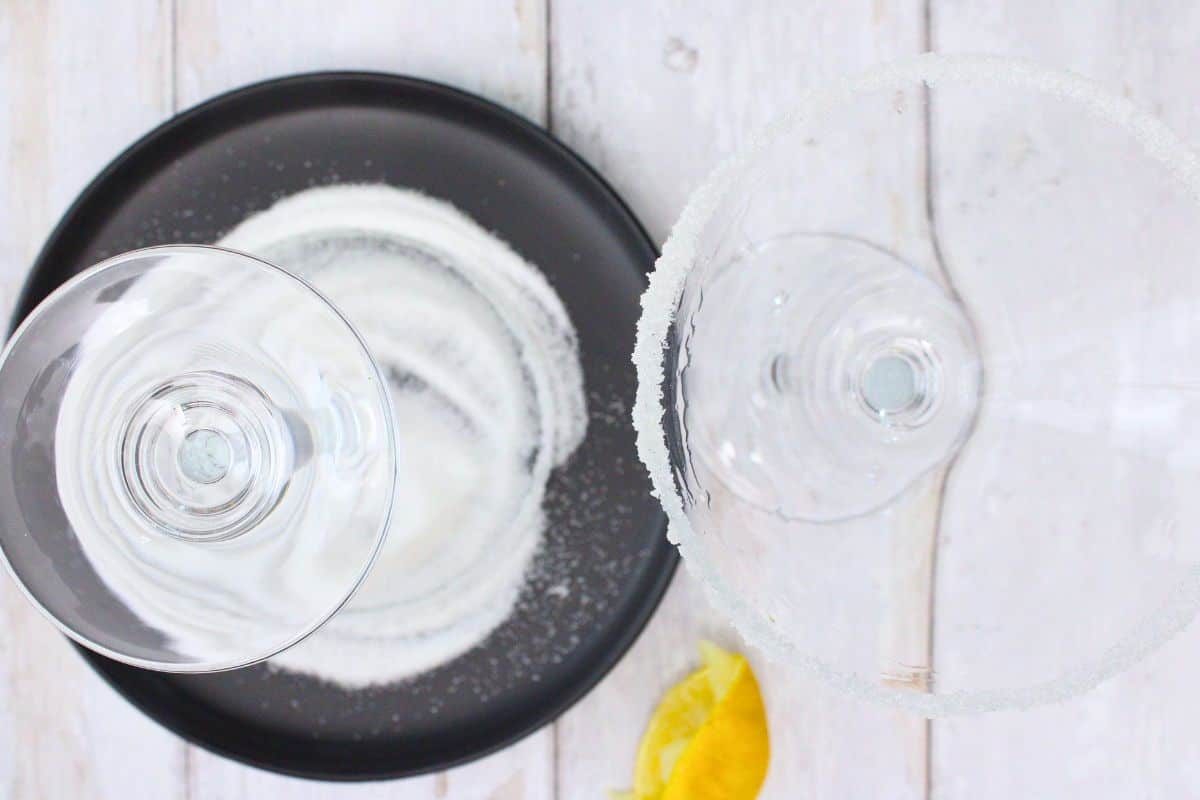 Cranberry Lemon Drop Martini: Perfect Holiday Cocktail! - Dinners Done ...