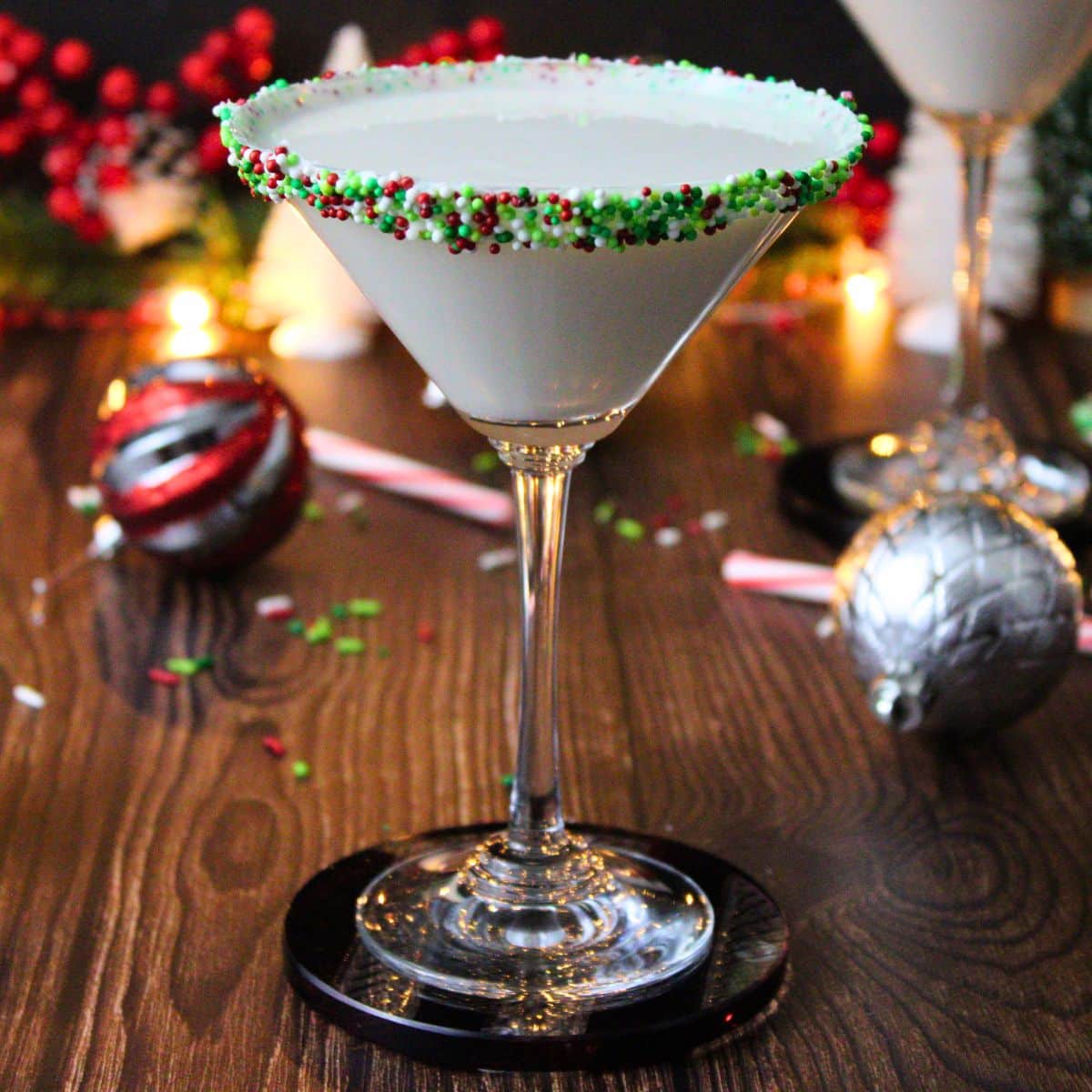 Sugar Cookie Martini: Holiday Cocktail With Rumchata! - Dinners Done Quick