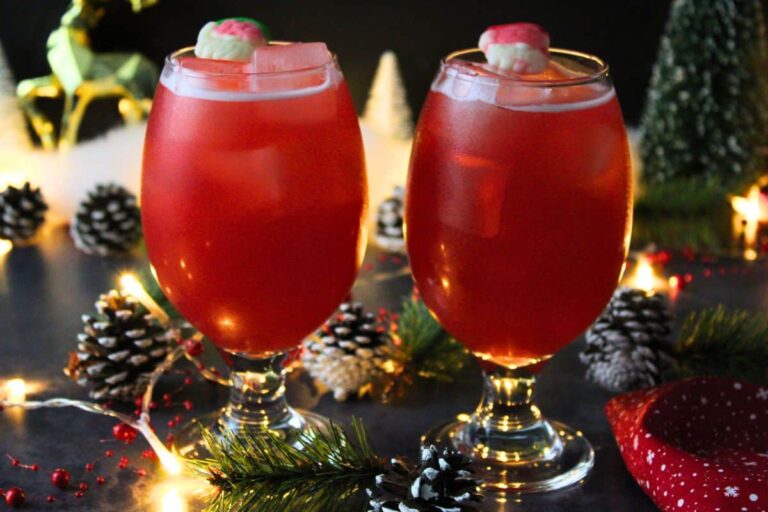Tipsy Reindeer Drink: Applebee’s Copycat Holiday Cocktail - Dinners ...