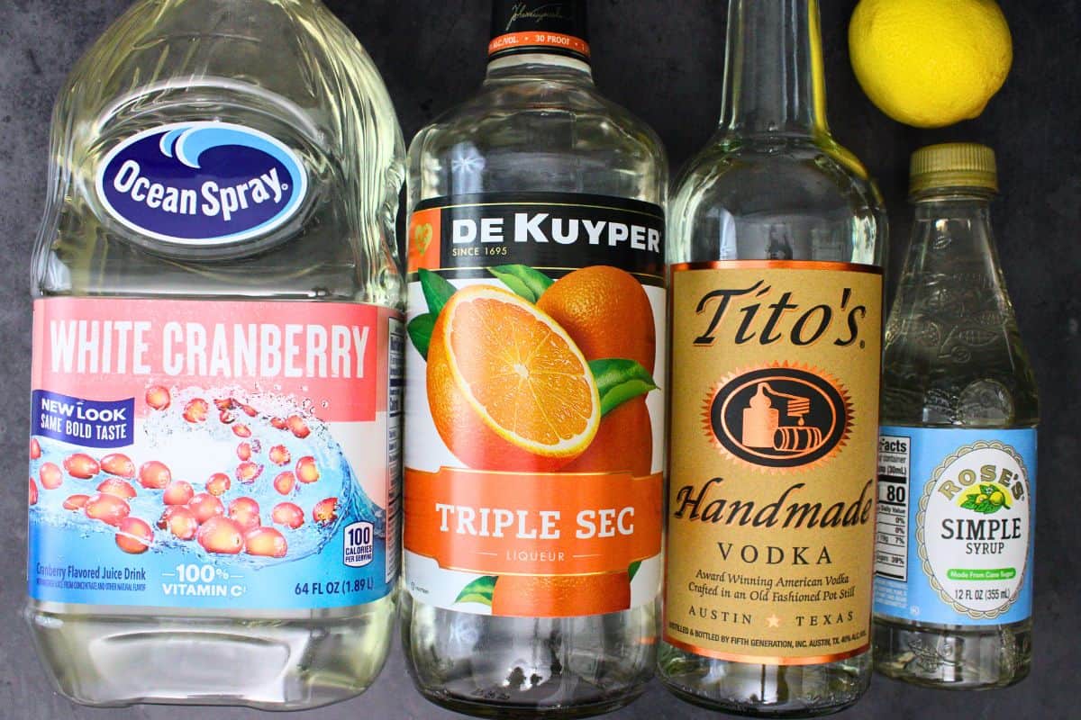 Christmas Lemon Drop Cosmo: White Christmas Cocktail! - Dinners Done Quick