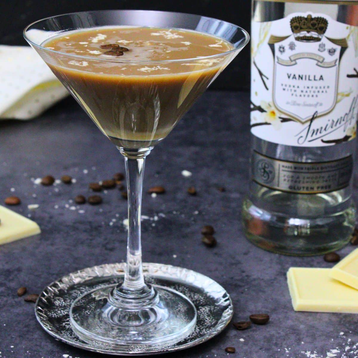 Pecan Pie Martini: Perfect Thanksgiving Cocktail! - Dinners Done Quick