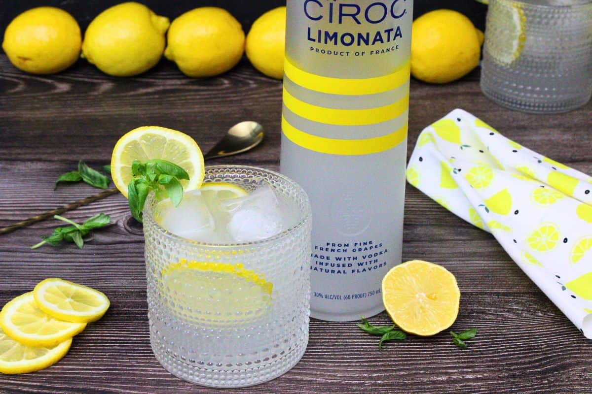 Lemonade Vodka Punch With Sprite - Easy & Refreshing! - Dinners Done Quick