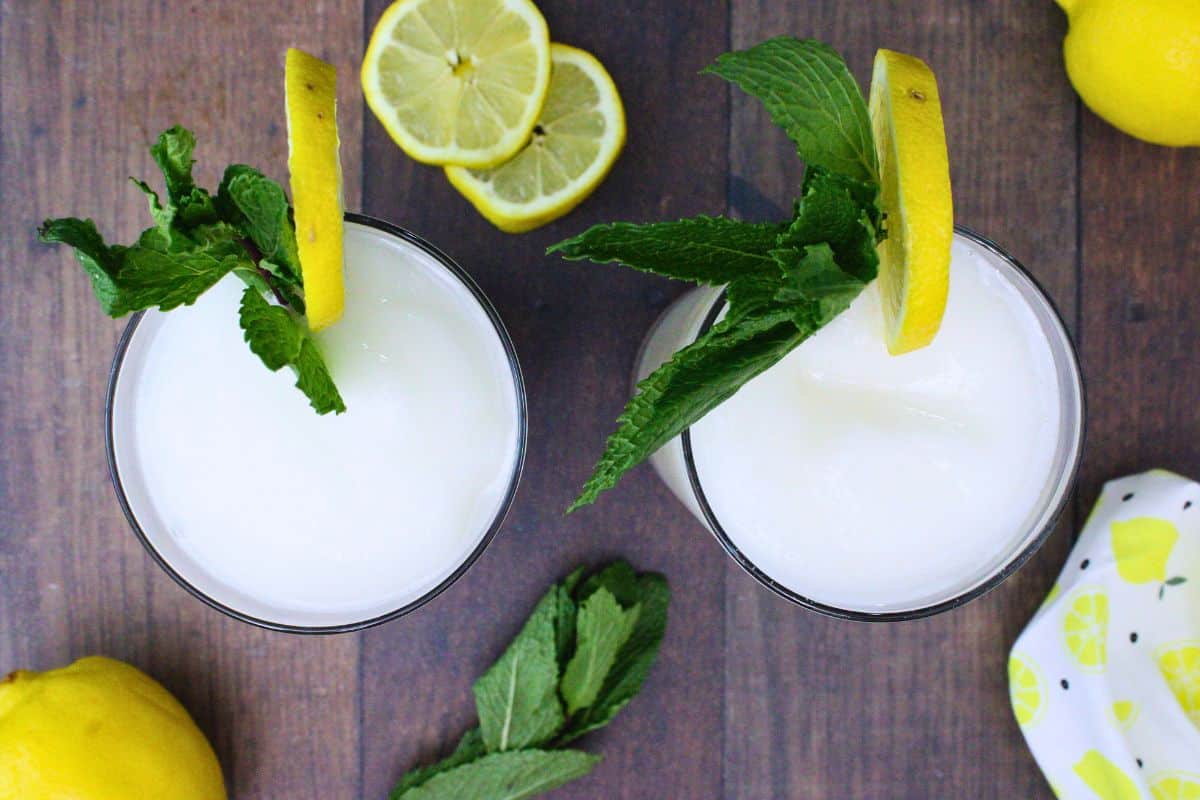 Frozen Vodka Lemonade: Simple Summer Cocktail! - Dinners Done Quick