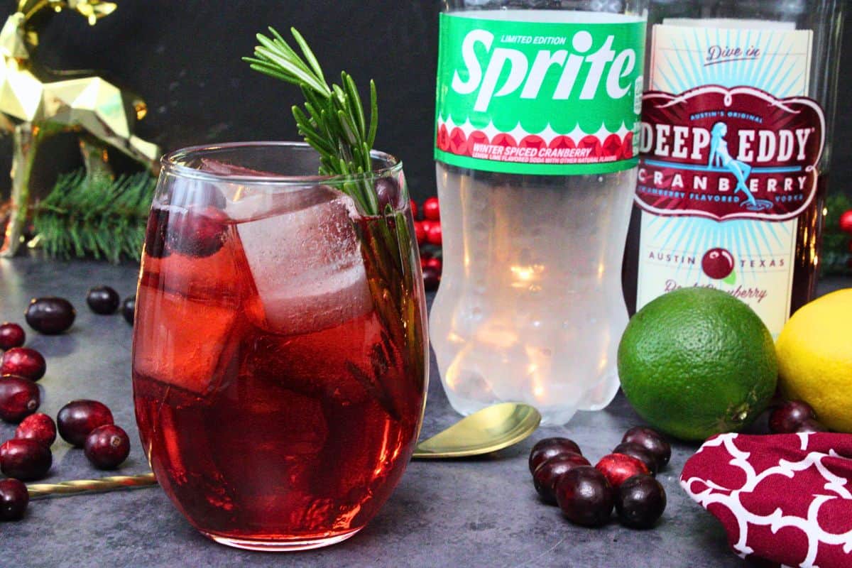 Cranberry Vodka Spritzer: Bubbly Festive Cocktail! - Dinners Done Quick
