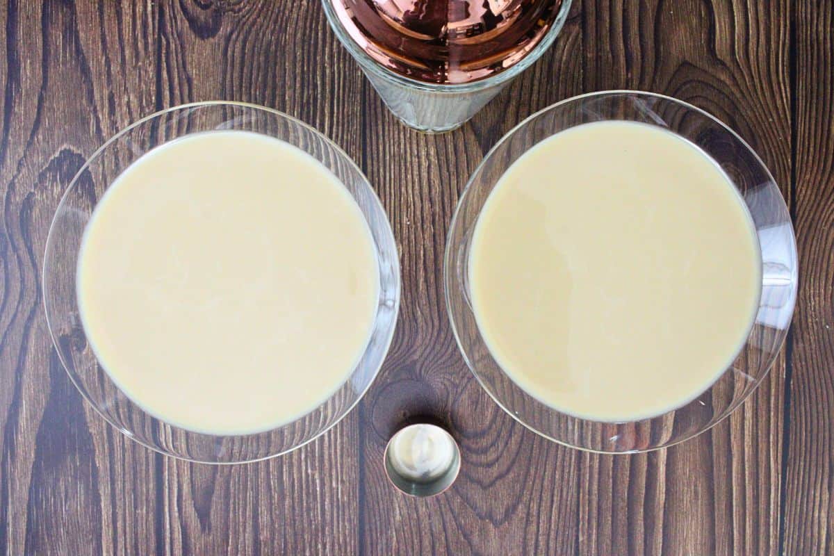 Gingerbread Martini: Outback Steakhouse Holiday Copycat! - Dinners Done ...