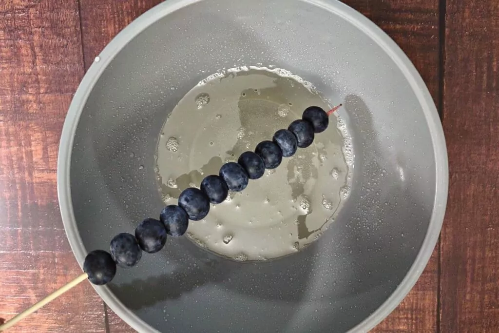 How to Make Tanghulu in the Microwave - Easy Candied Fruit! - Dinners ...