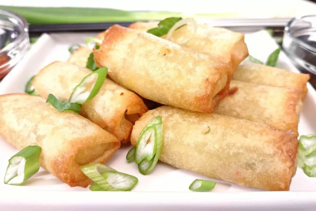 Reheat Spring Rolls in the Air Fryer: Crispy in 5 Minutes - Dinners ...