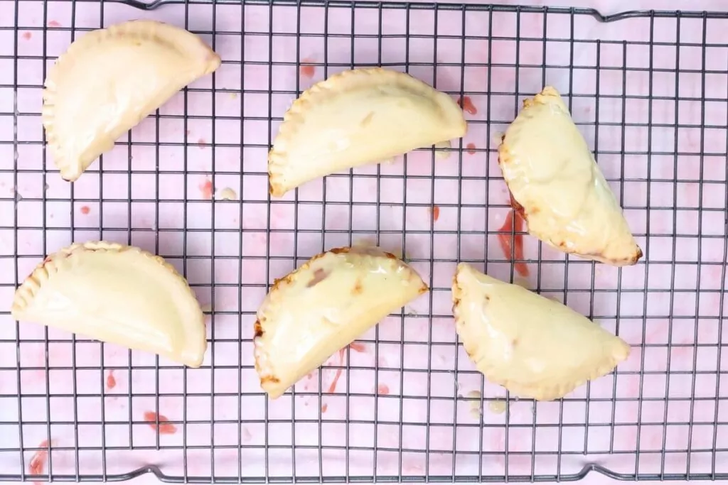 Air Fryer Strawberry Cream Pie: Hand Held Deliciousness! - Dinners Done ...