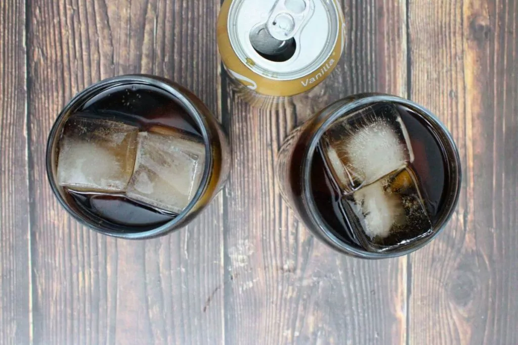 Crown Salted Caramel and Coke: Easy 2 Ingredient Cocktail - Dinners ...