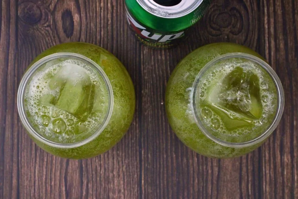 Drunken Pirate Drink: Easy Rum Punch Recipe! - Dinners Done Quick