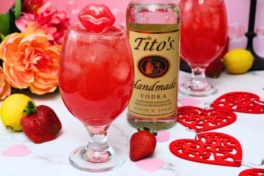 Tipsy Cupid: Applebee’s Copycat Valentines Cocktail! - Dinners Done Quick