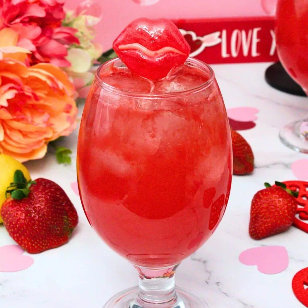 Tipsy Cupid: Applebee’s Copycat Valentines Cocktail! - Dinners Done Quick